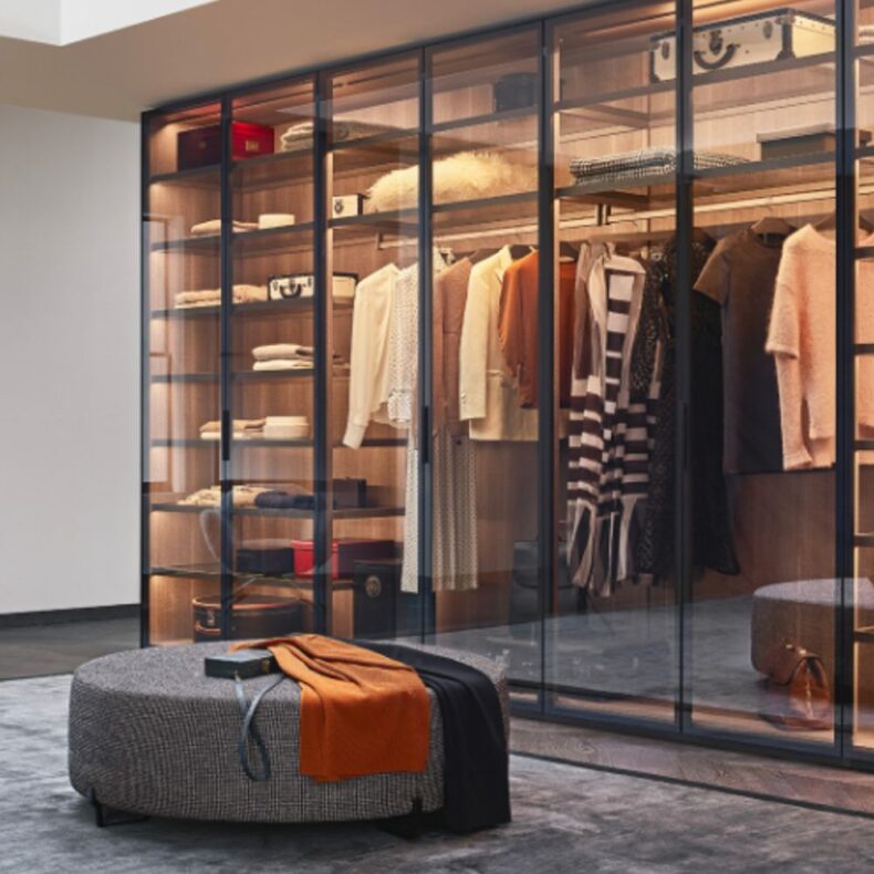 Poliform New York Pouf – Shop Forma Design