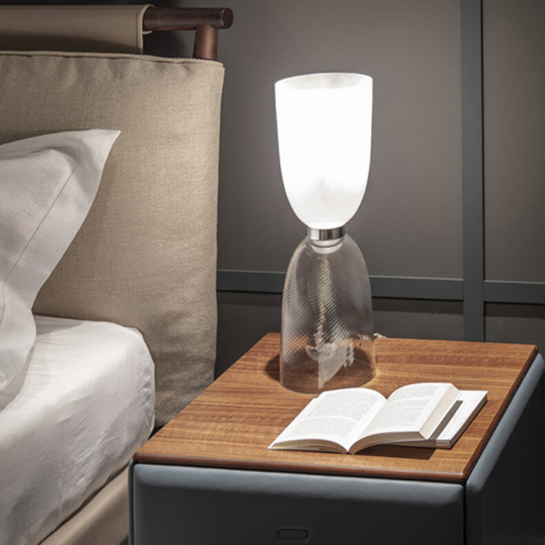 Poltrona Frau table lamp Alma – Shop Forma Design